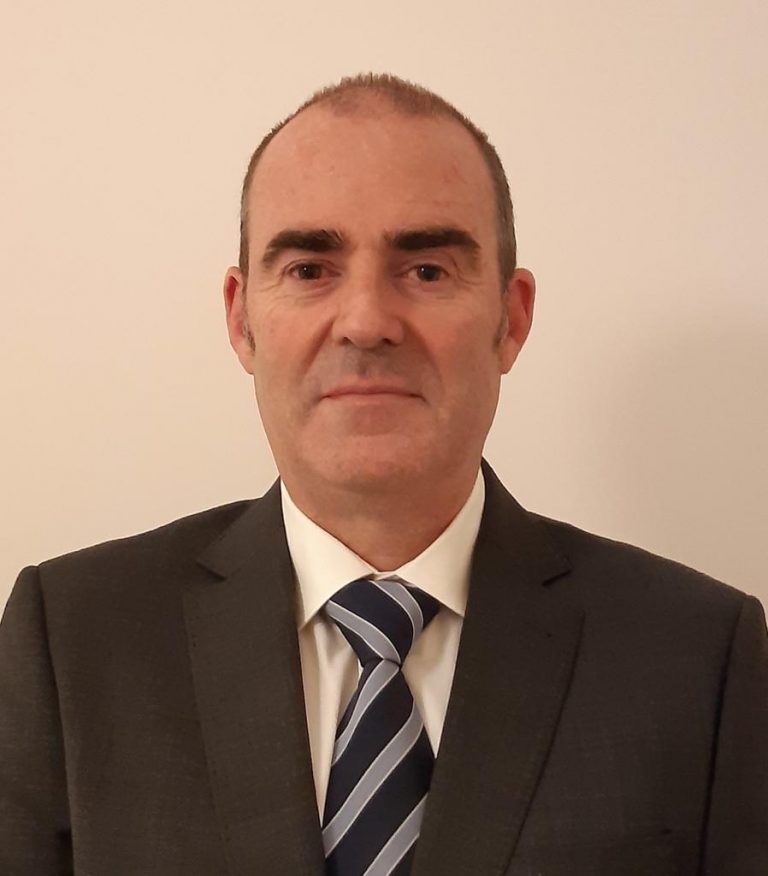 Francisco Javier Fernández sustituye a Bernabé Palacín en Salud Francisco Javier Fernández sustituye a Bernabé Palacín en Salud