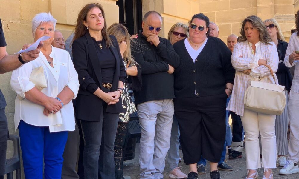 La familia de Guillermo Castillo intuye que "alguien de cerca" está ...