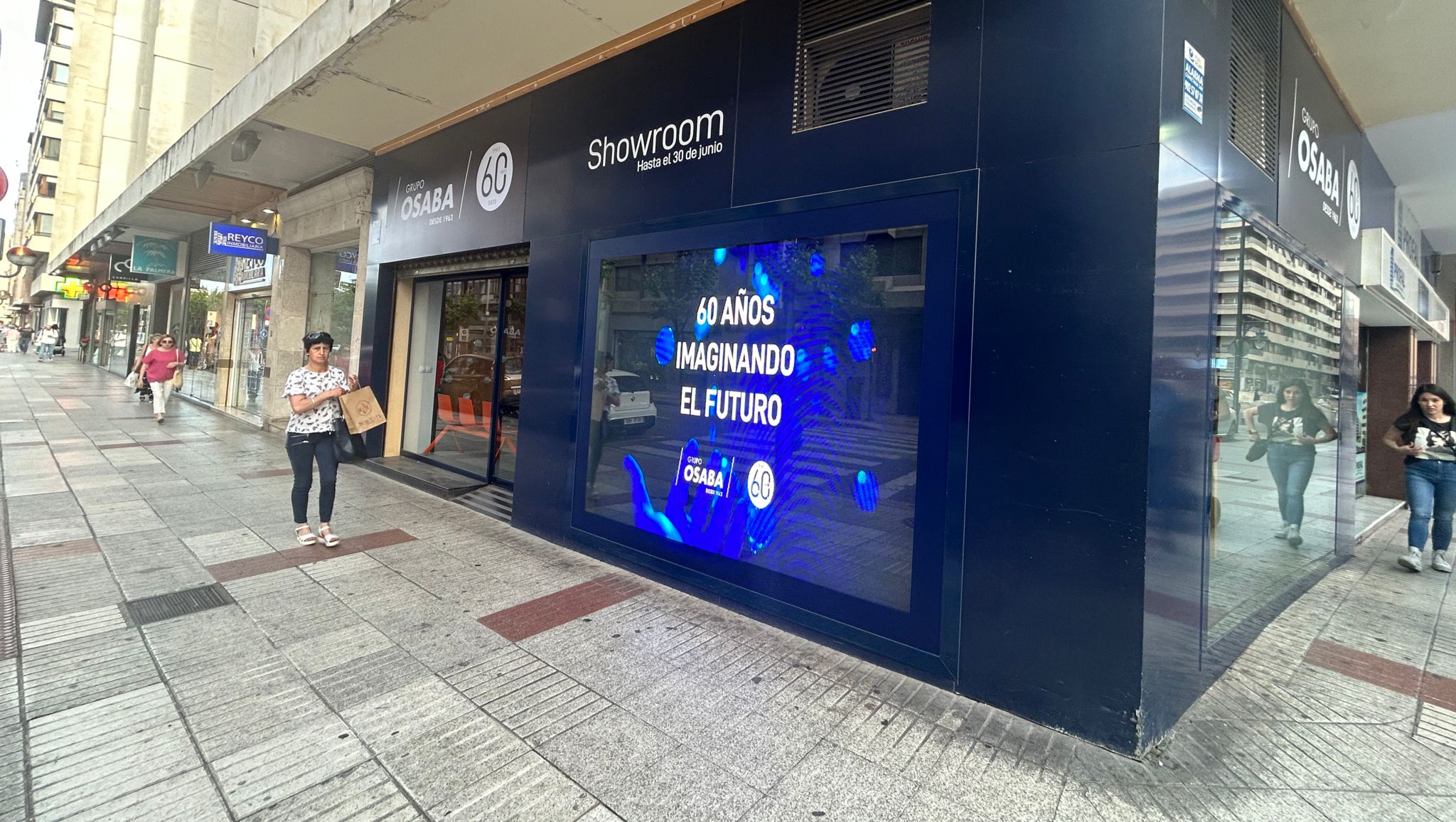 Grupo Osaba sopla 60 velas con un nuevo 'showroom' tecnológico