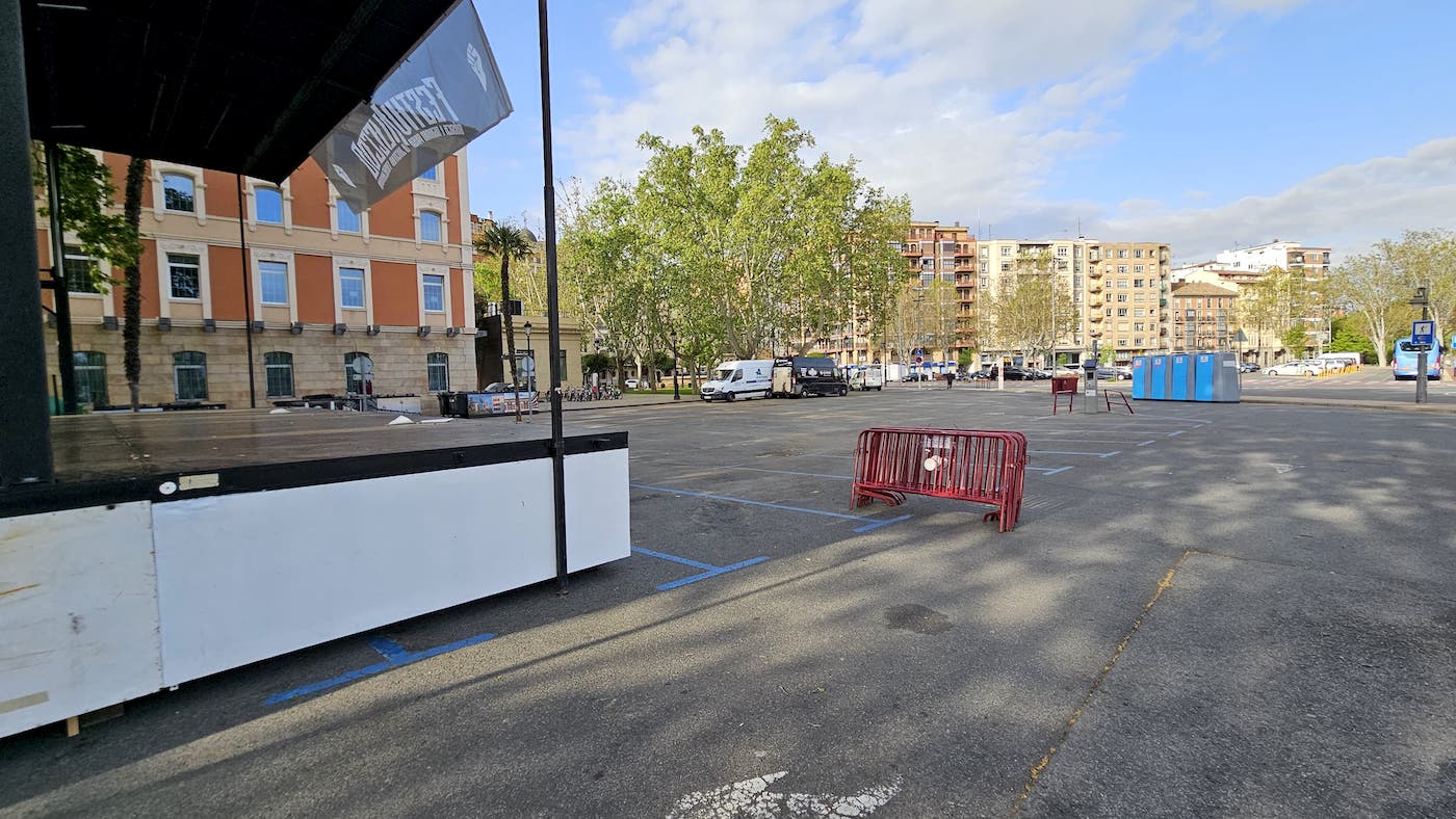 EL SERENO | 'Hasta el gorro de los conciertos en el Revellín'