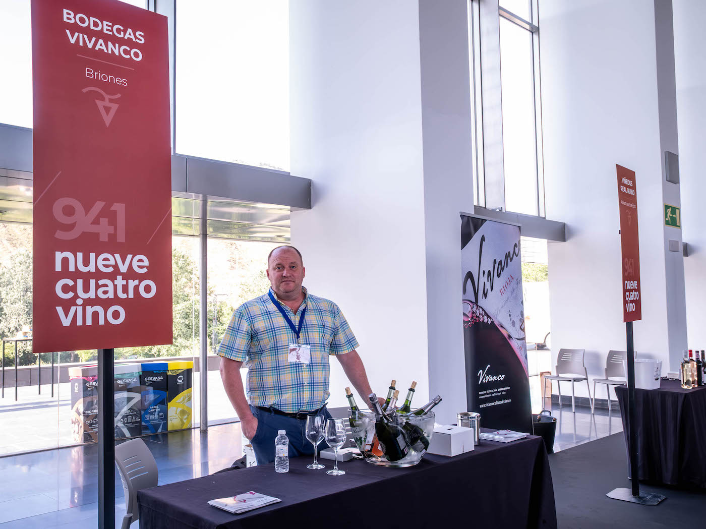 NueveCuatroVino recorre La Rioja a través de sus blancos